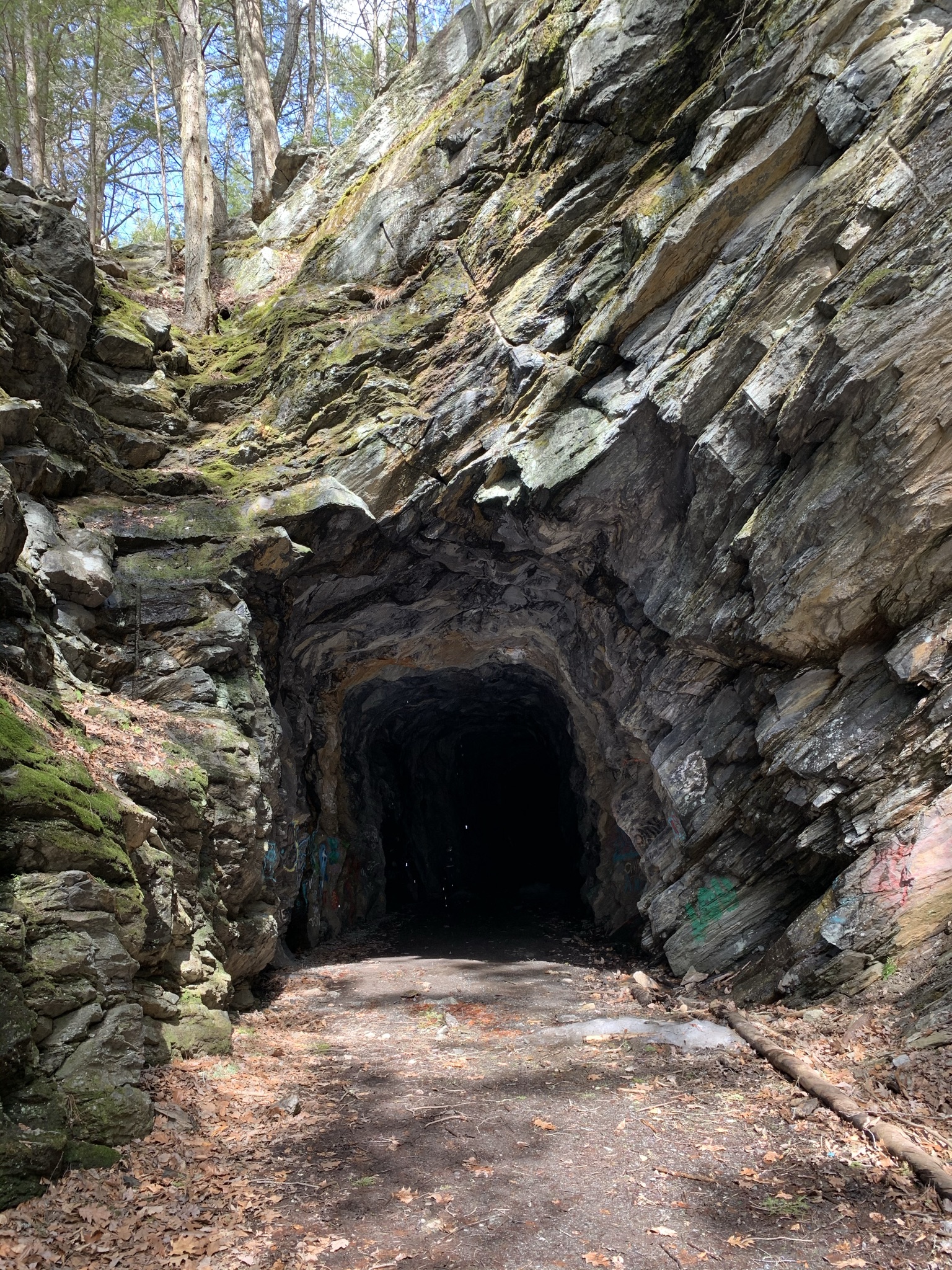 Steep Rock Preserve – Off The Trails: A Hiker's Guide to the Outdoors